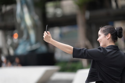 Changing financial advice, one selfie at a time | Wealth Professional